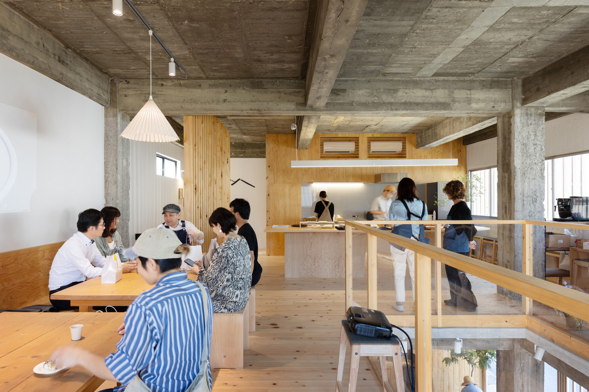山本佐太郎商店 本店リニューアル – YY architects